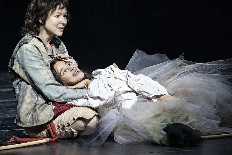 « Le Soulier de Satin » Apothéose festive dédiée Eric Ruf à La Comédie ...