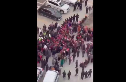 Arrestation de Tibétains opposés à un barrage à Dergué au Tibet : des ...